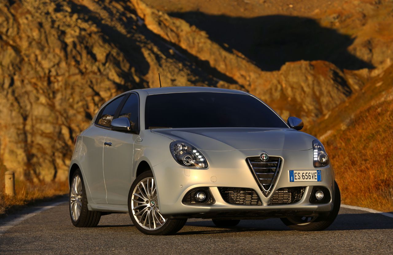 Réserver un essai Alfa Romeo Giulietta, dernières photos Alfa Romeo ...